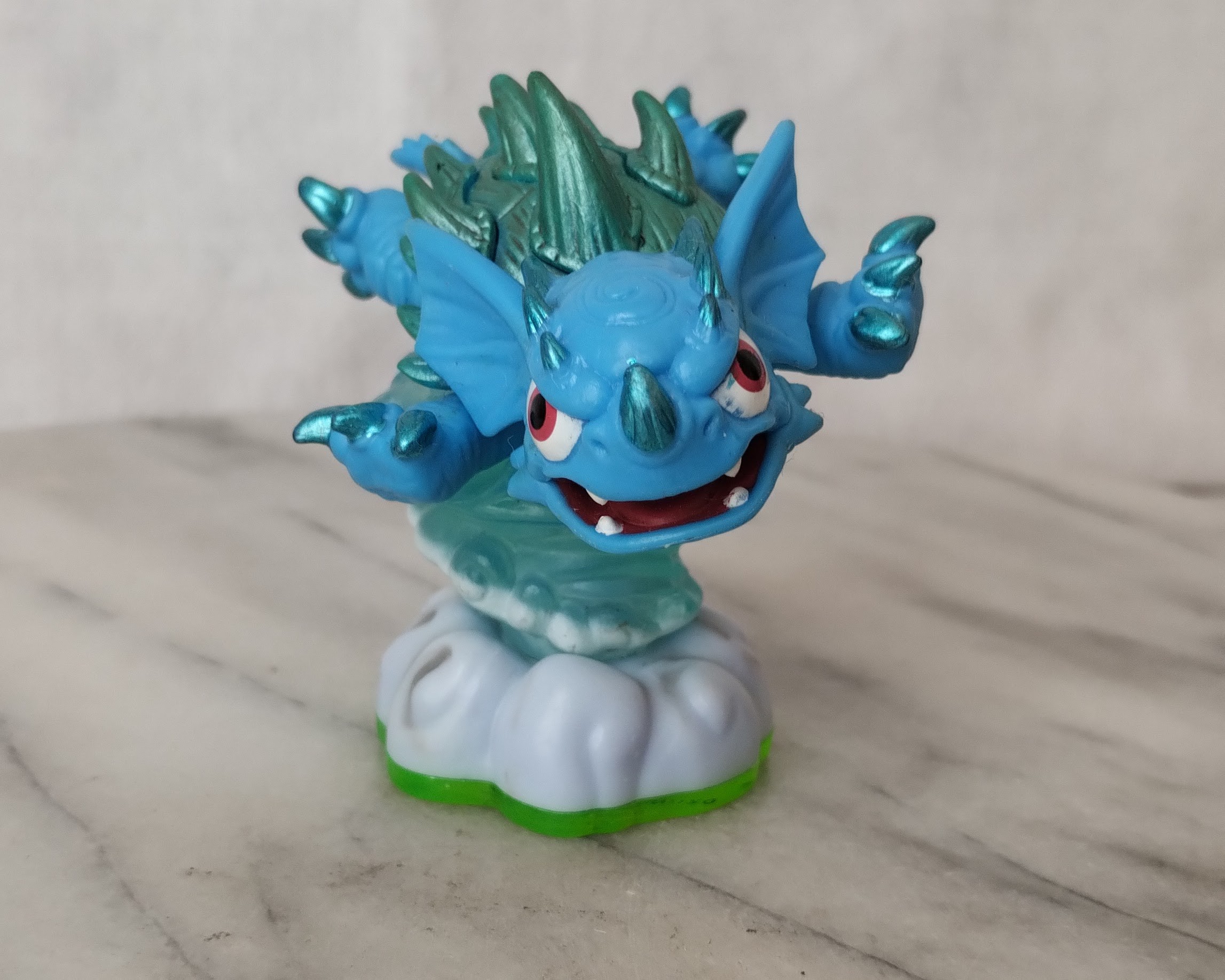 Skylanders Warnado air turtle 6 iscm de altura, usado - Taffy Shop ...