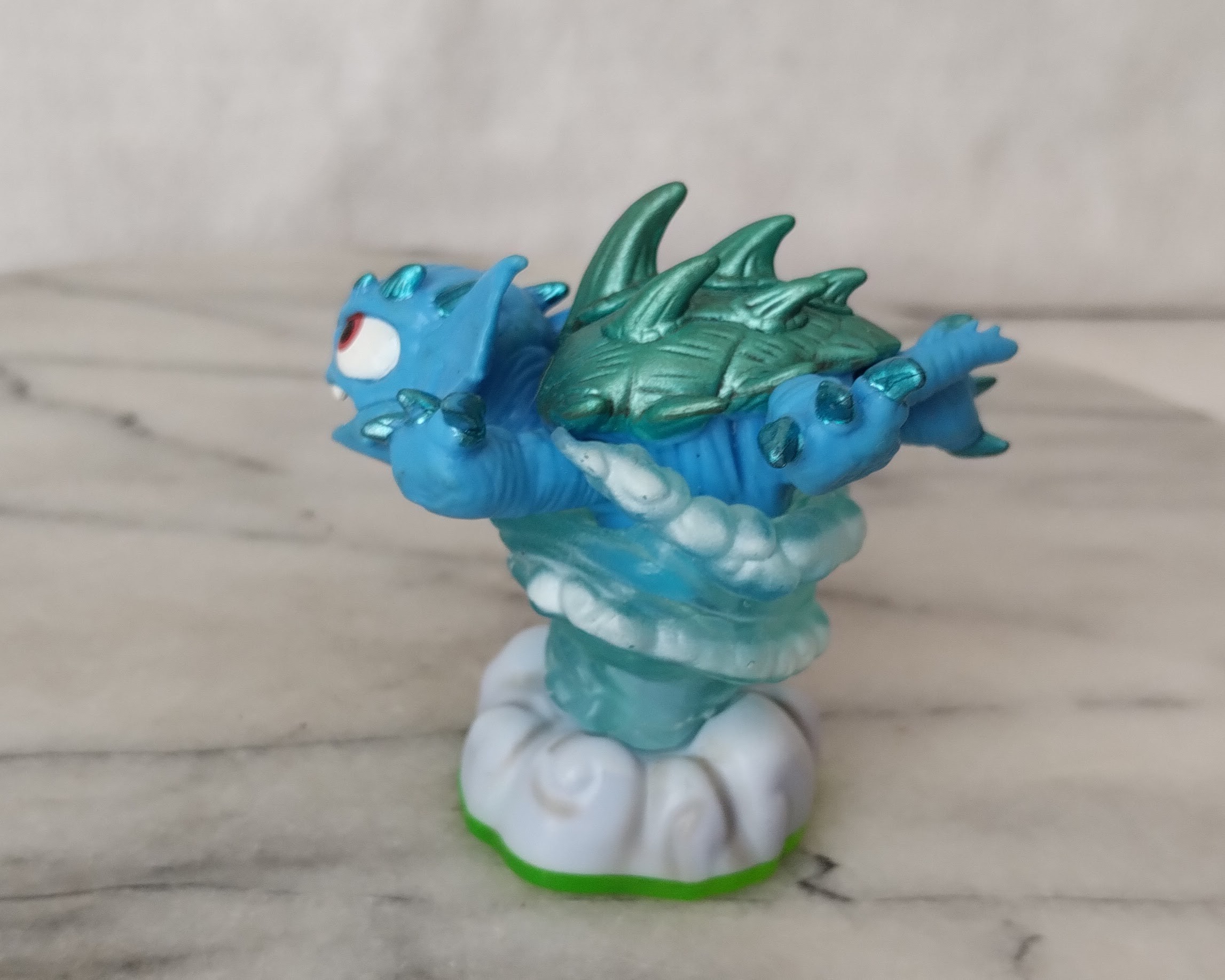 Skylanders Warnado air turtle 6 iscm de altura, usado - Taffy Shop ...