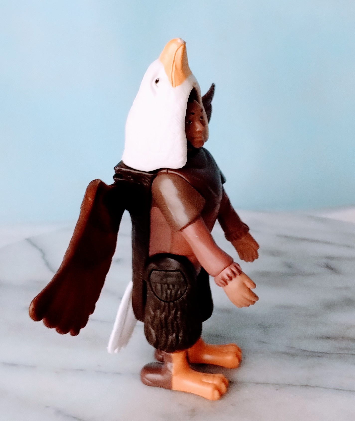 Boneco Sitka águia desenho Irmão urso Disney 2003, coleção McDonald's ...