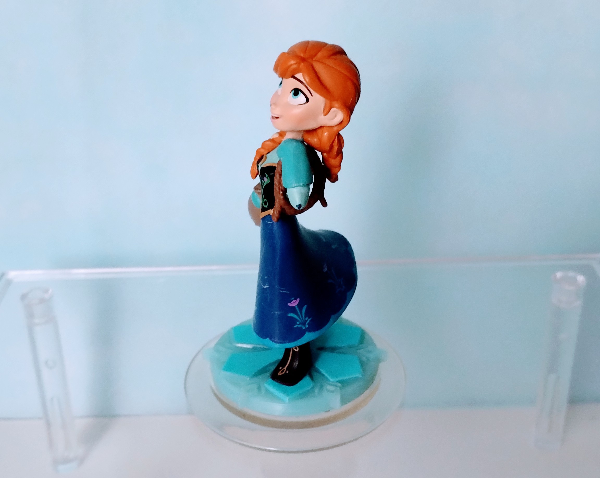 Disney Infinity Anna do Frozen , 10 cm , usado - Taffy Shop - Brechó de ...