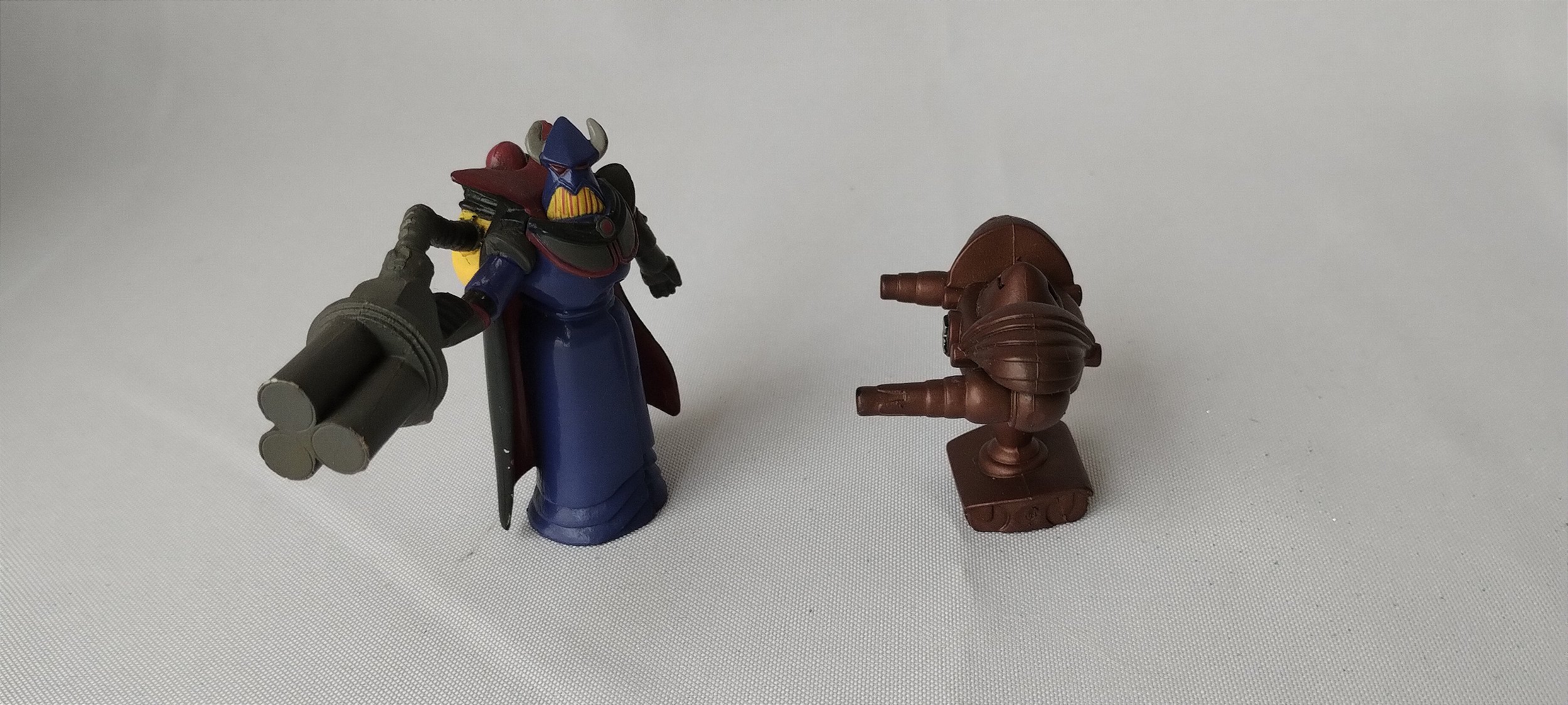 Miniatura Zurg 8 cm e Zurgbot do Toy Story 4,5 cm Disney / Pixar ...