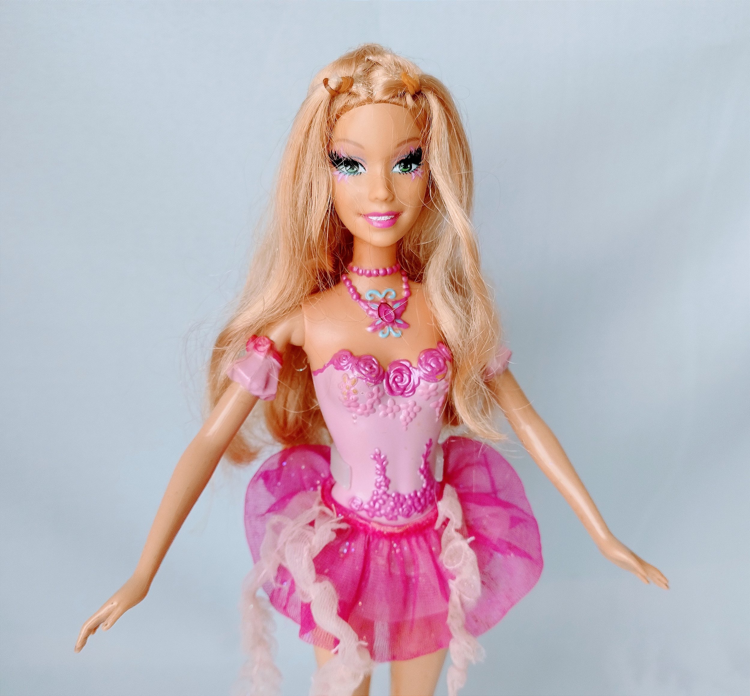 Barbie Elina fairytopia mermaids sem asas e cauda - Taffy Shop - Brechó ...