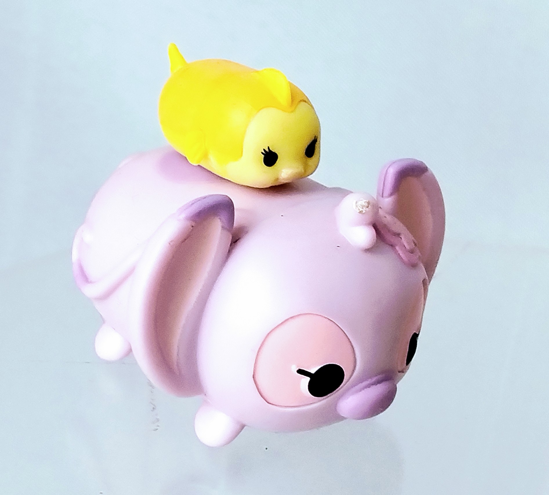 Miniatura Disney Tsum Tsum, Jakks, Angel do Lilo e Stitch e Cleo do ...
