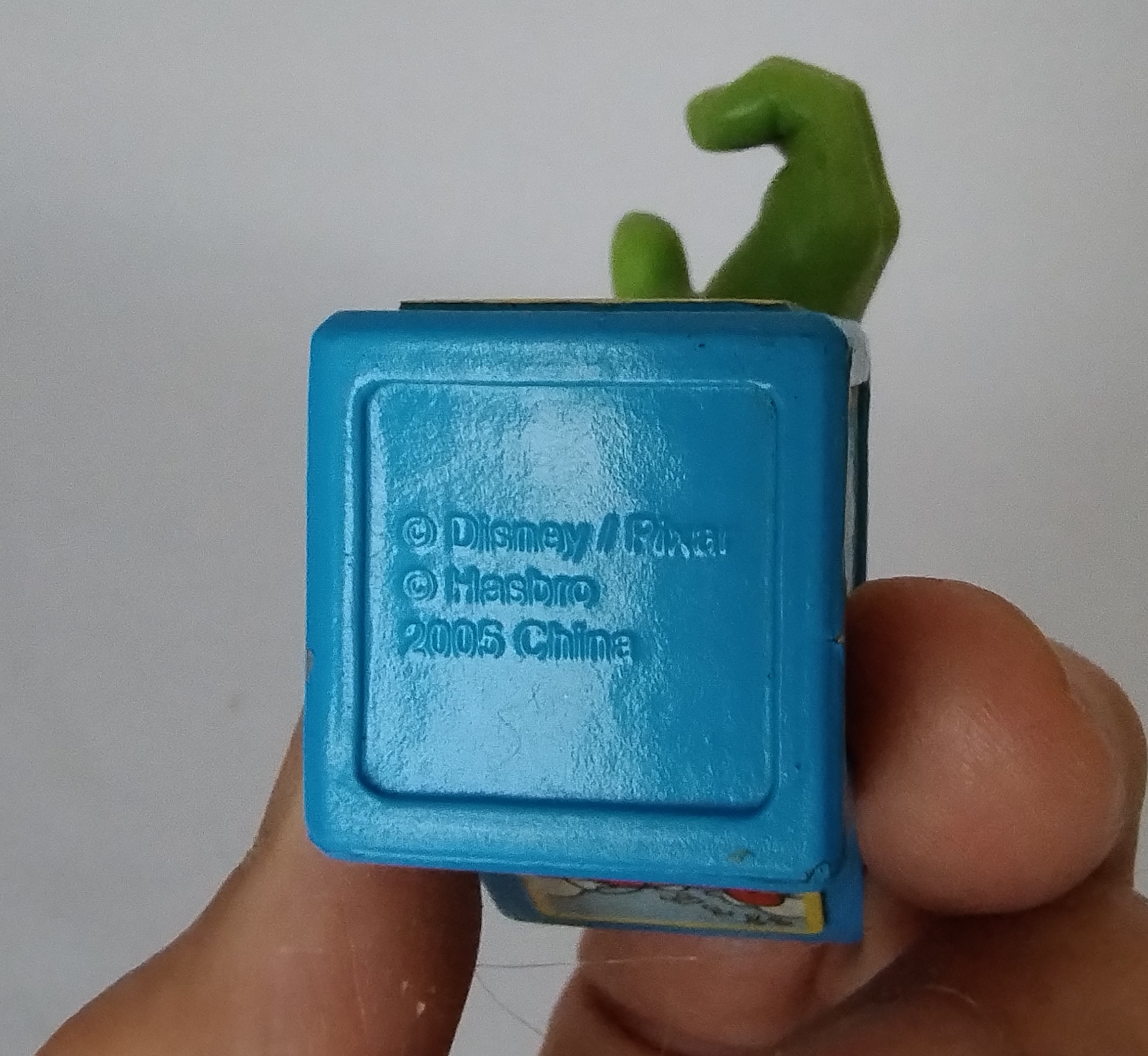 Miniatura Disney Pixar Hand in the box do Toy Story , 7,5 cm - Taffy ...