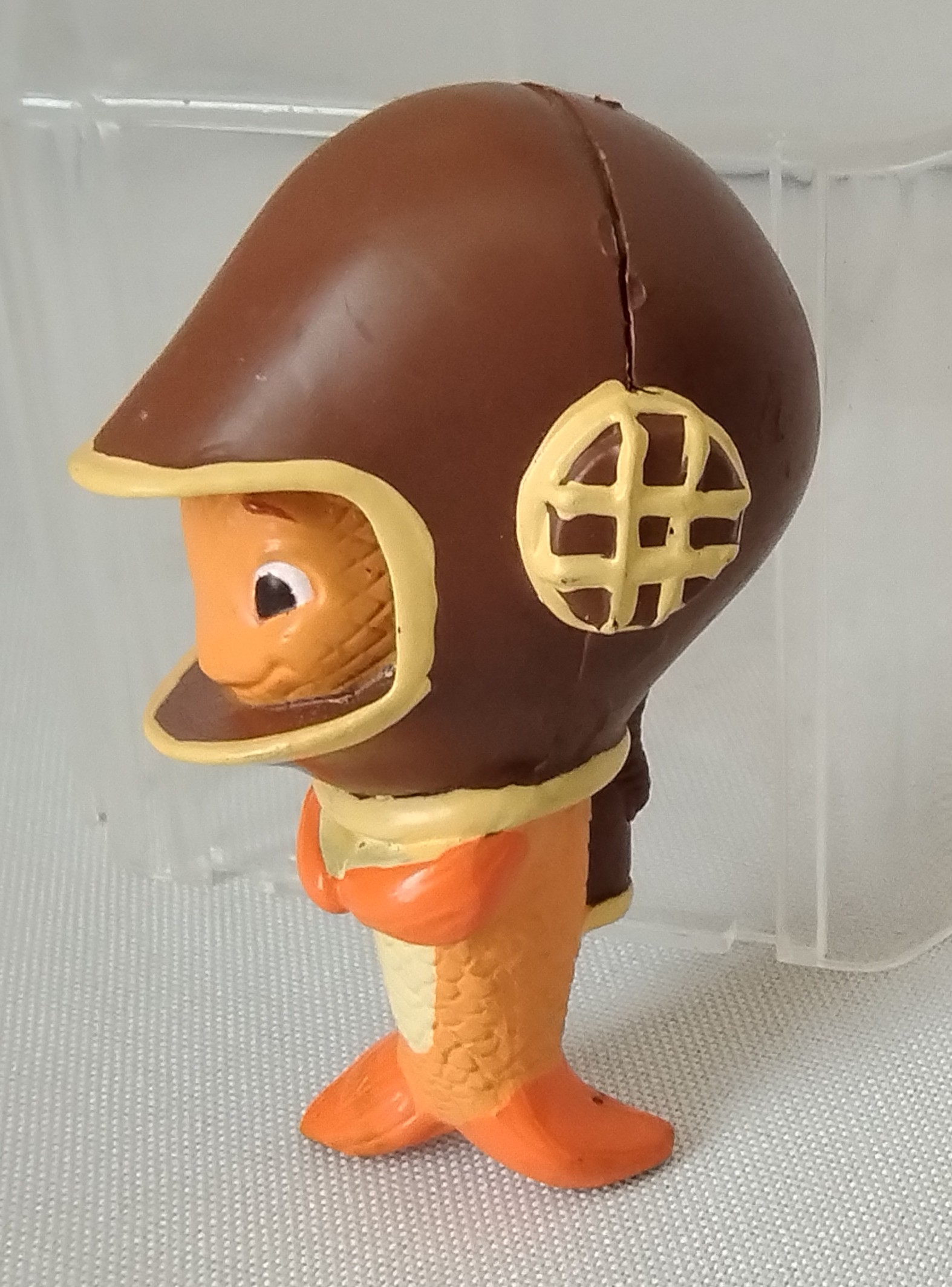 Miniatura Disney de Peixe fora de água desenho Chicken Little, 7 cm ...