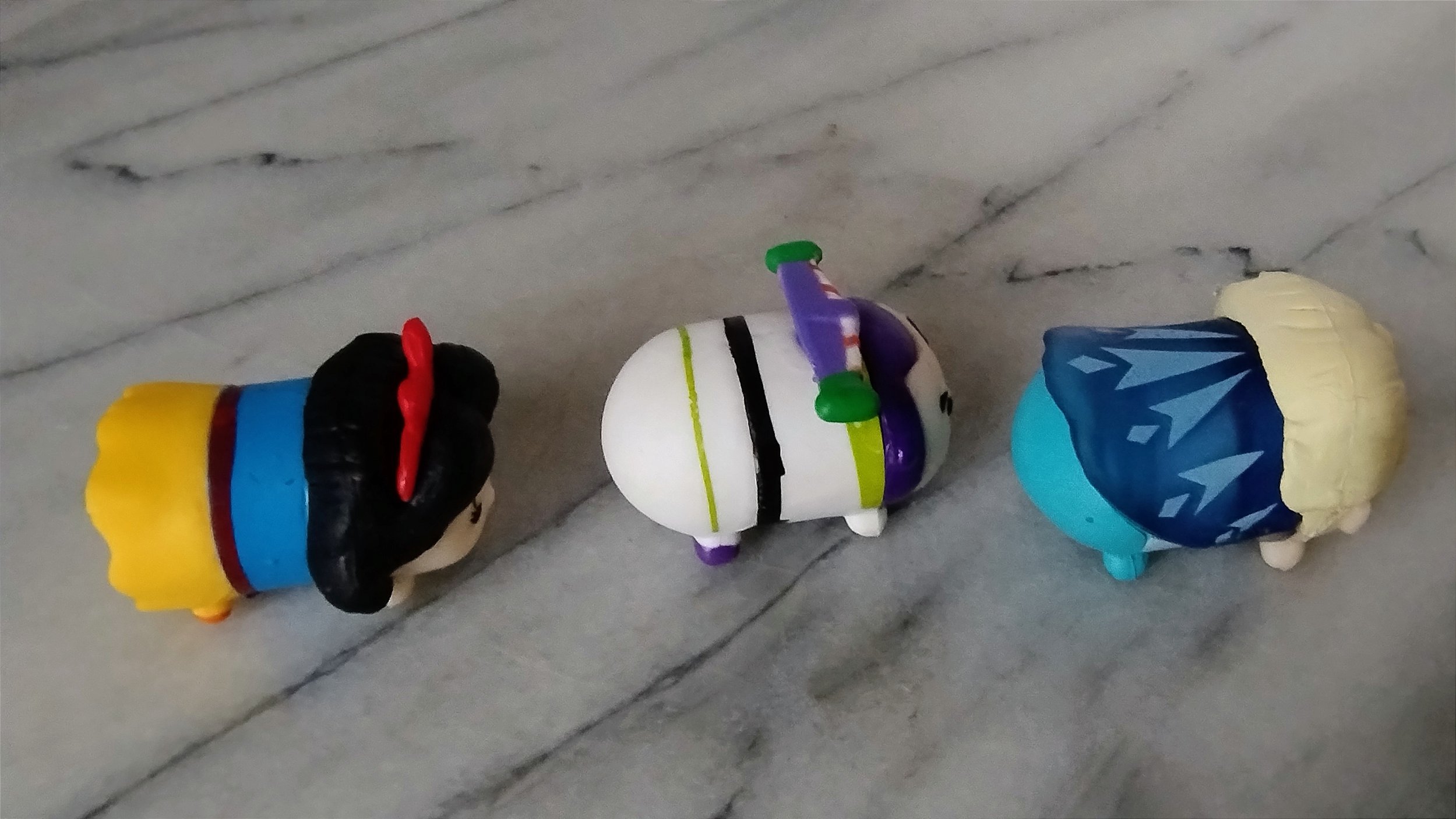 Miniatura Disney tsum tsum 4 cm branca de Neve, Elsa e Buzz Lightyear ...