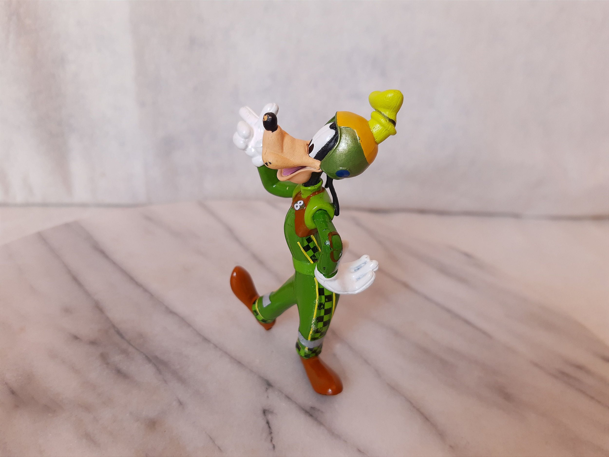 Miniatura de vinil estatica pateta piloto carro de corrida coleção ...