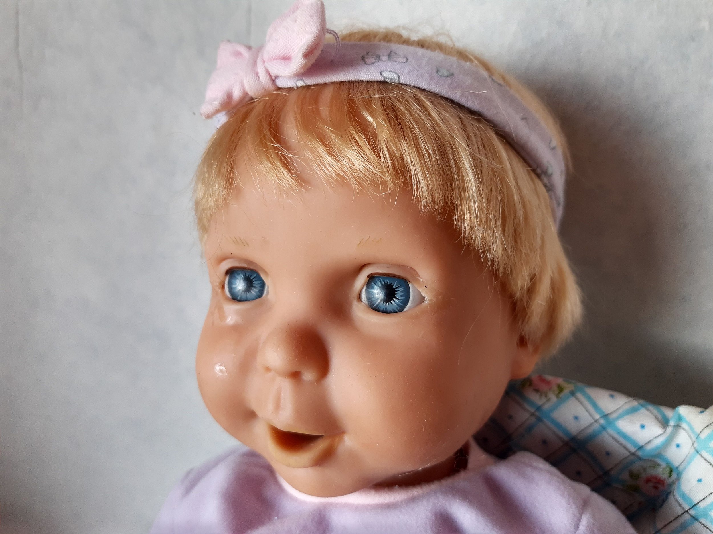 Boneca miracle Baby Mattel com tiara original mamadeira não original da ...