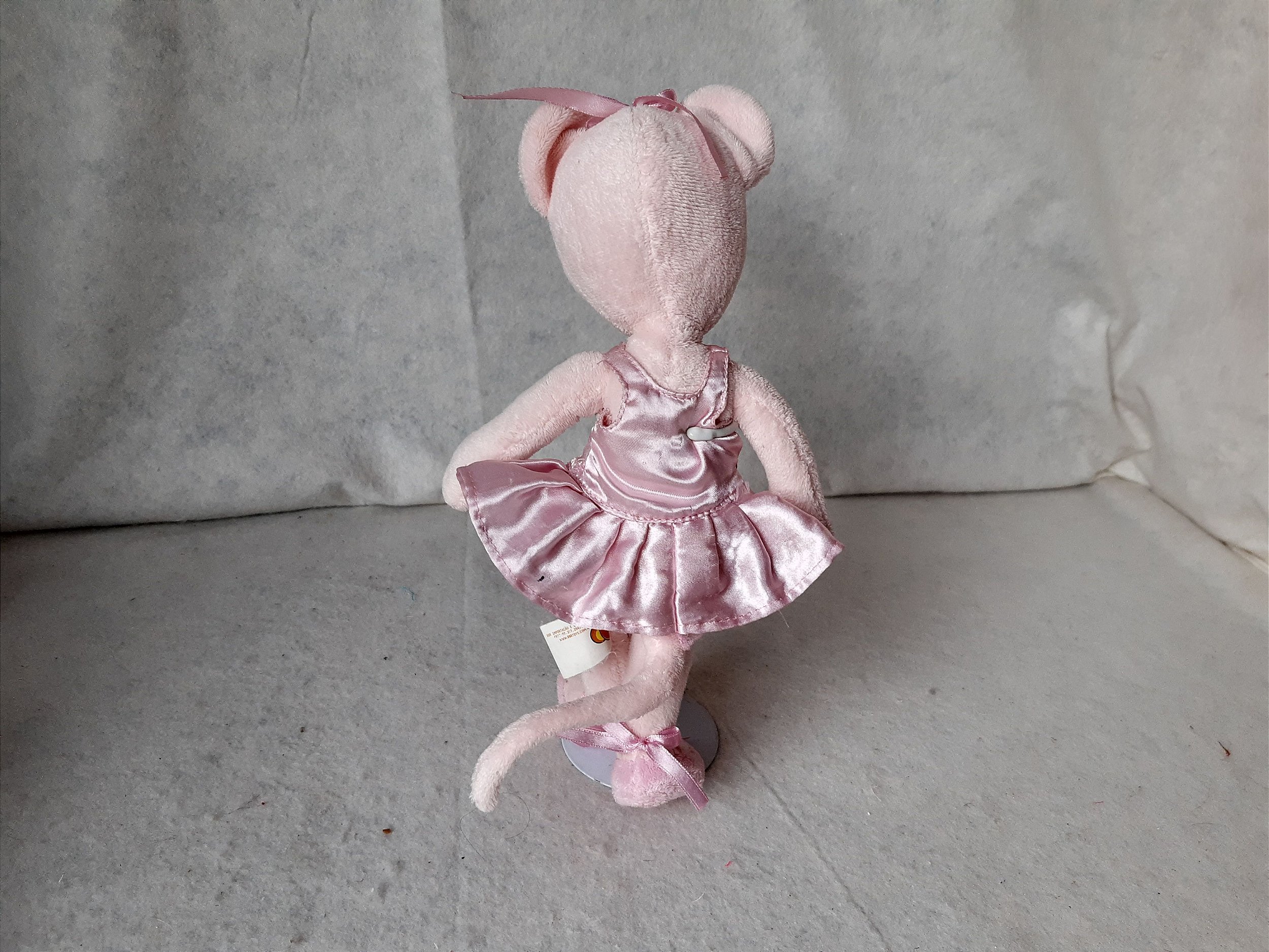 Pelúcia rata Angelina bailarina 30 cm, usada - Taffy Shop - Brechó de ...