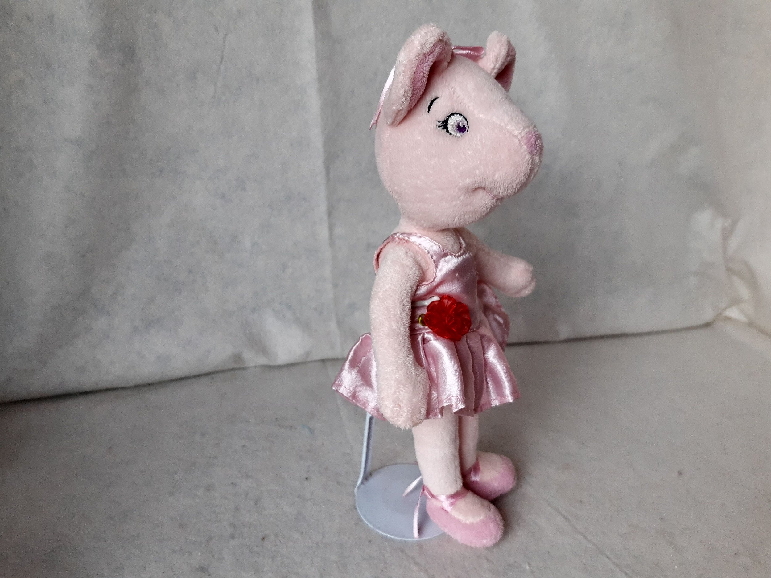 Pelúcia rata Angelina bailarina 30 cm, usada - Taffy Shop - Brechó de ...