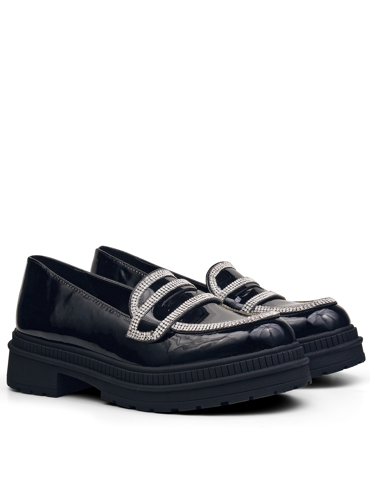Loafer preto brilhante - minimalismo sofisticado - Salook Calçados