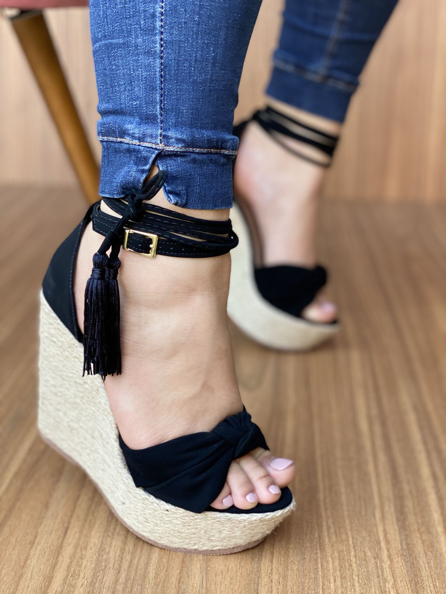 Sandália Anabela Preta Salto Alto | Estilo para o seu dia a dia ...