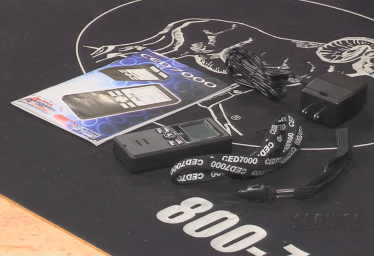 Timer Ipsc Tiro Prático E Esportivo Ced7000 Original - Compre e Cia