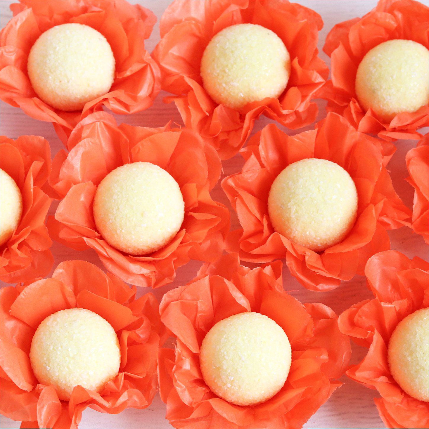 Forminha para Doces Finos - R-82 - Seda Coral (C072) - 40 unidades ...