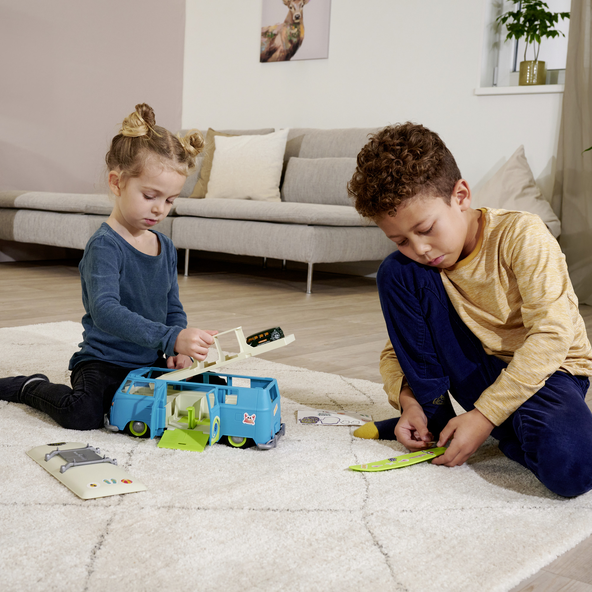 1/64 MAJORETTE CASE PARA 10 CARROS KOMBI T1 COM LUZ - Miniaturas ...