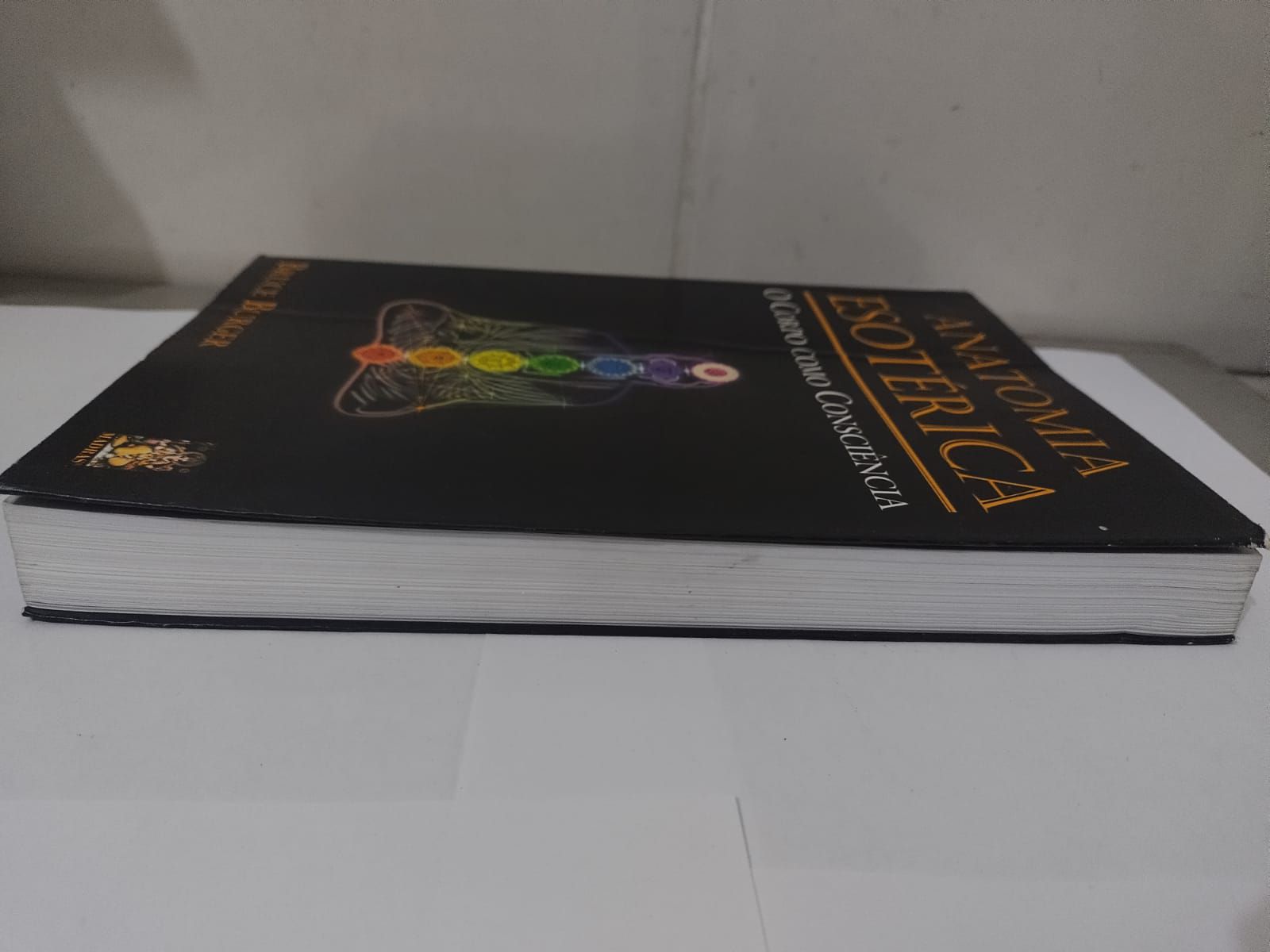 Anatomia Esotérica: O Corpo como Consciência - Bruce Burge ...