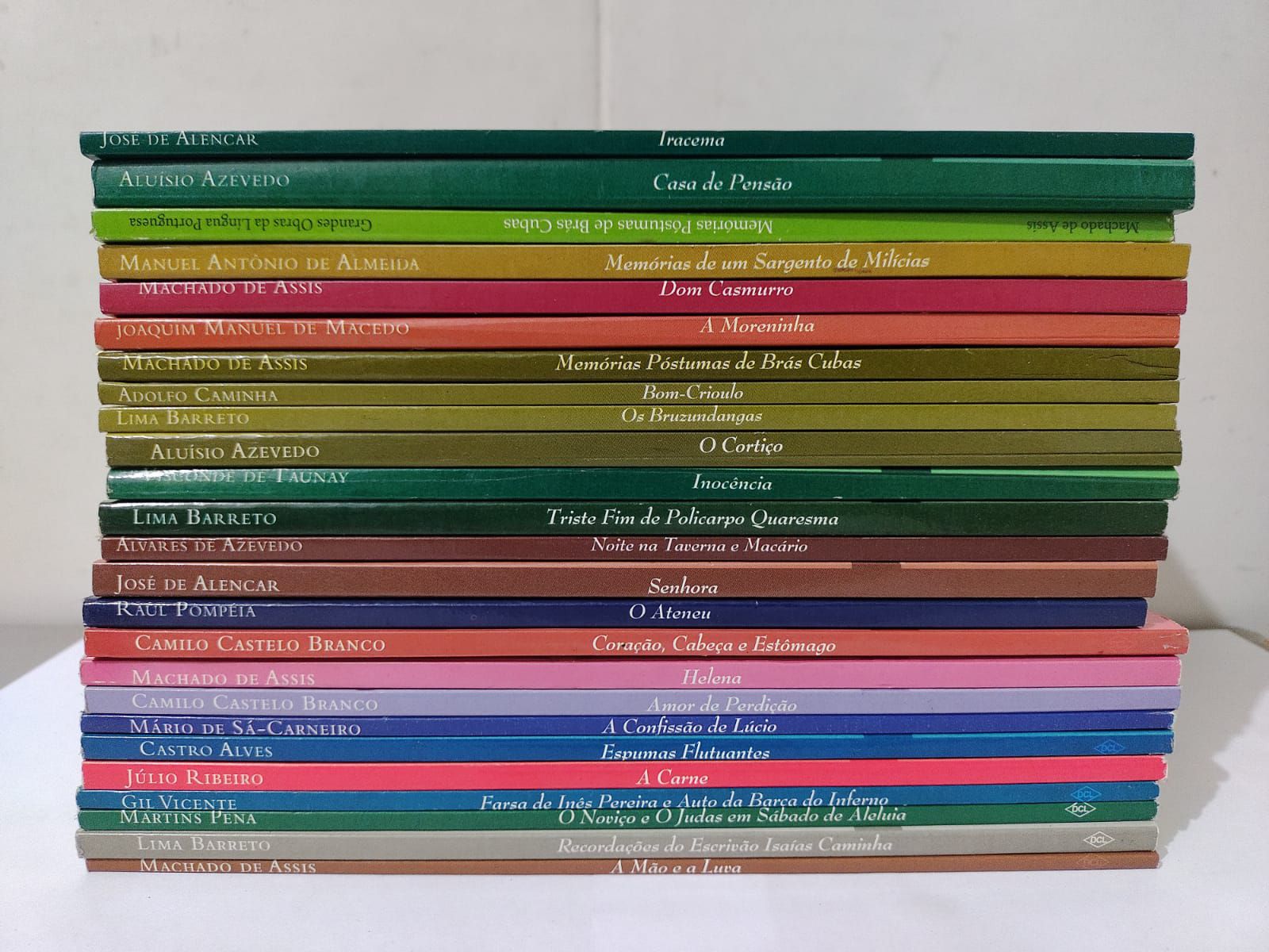 Coleção Grandes Nomes da Literatura - C/24 Volumes - Seboterapia - Livros