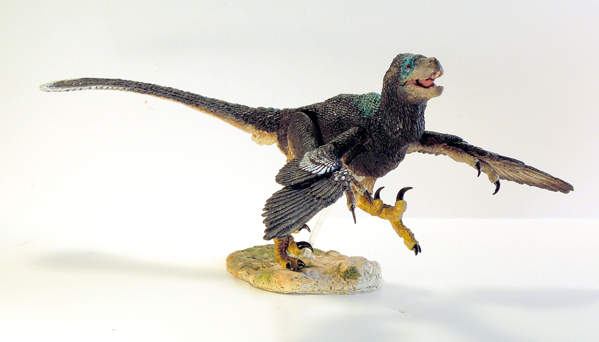 DROMAEOSAURUS ALBERTENSIS BEASTS OF THE MESOZOIC 2ª EDIÇÃOFIGURA DE RA ...