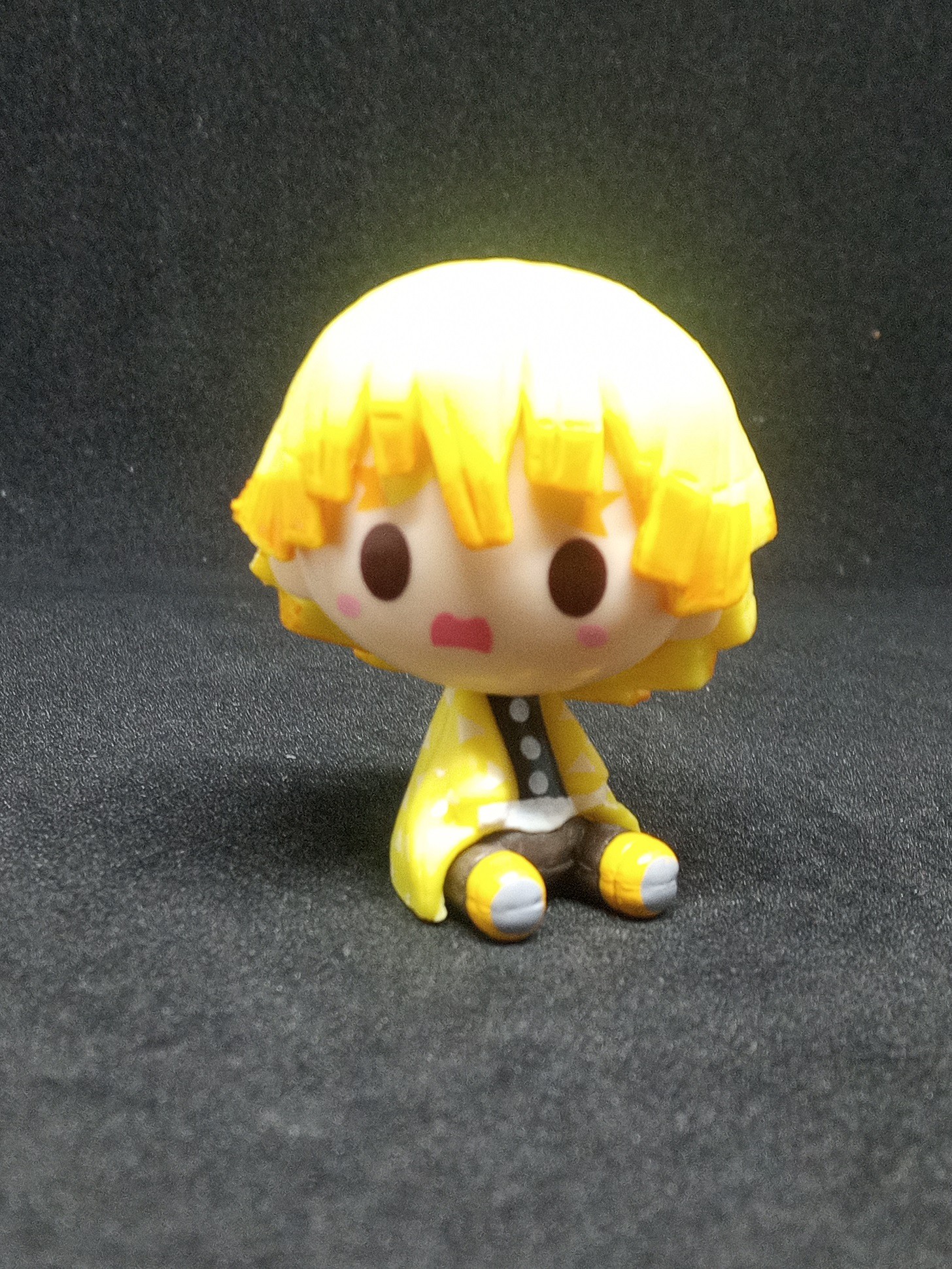 Zenitsu Agatsuma (Kimetsu no Yaiba) - Miniatura Chibi Demon Slayer ...