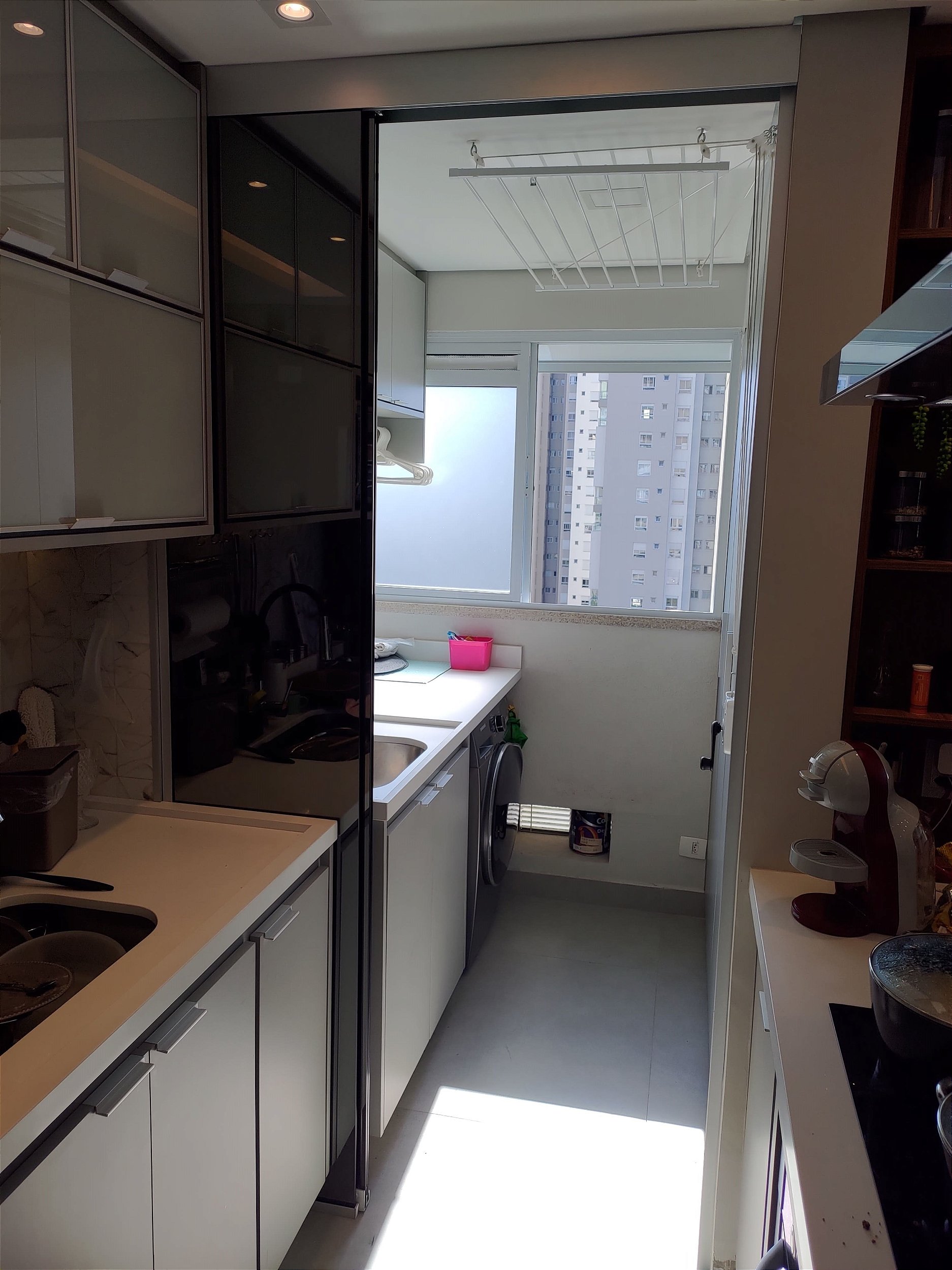 Divisória de cozinha com porta de 3 folhas - Vidrocentro