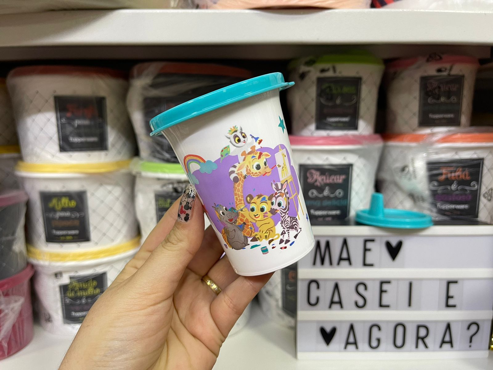Tupperware Copinho com Bico 200ml Baby Madagascar - Mãe, Casei e Agora ...