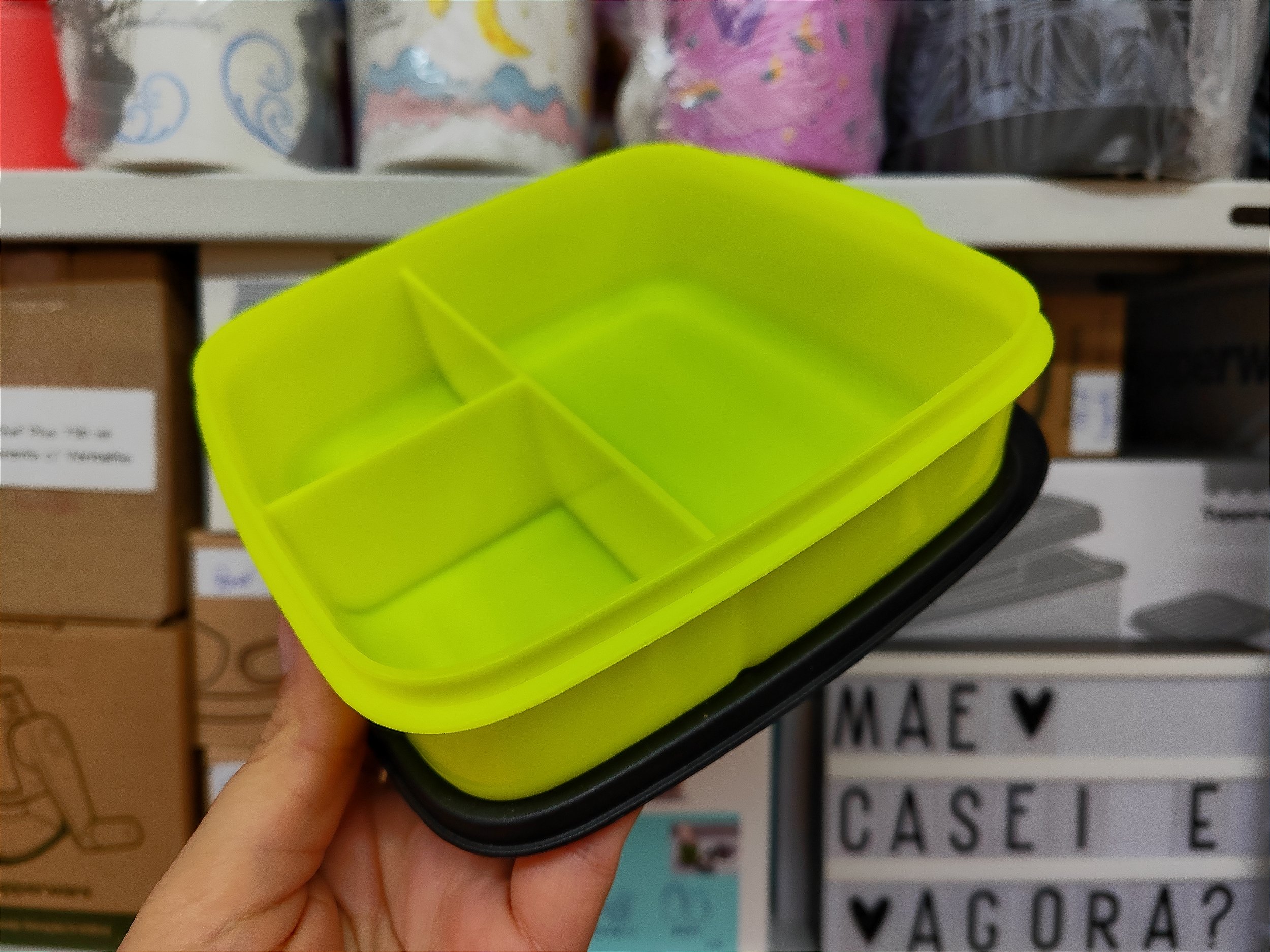 Tupperware Basic Line com Divi 550ml Amarelo Neon Com Tampa Preta - Mãe, Casei e Agora?-Tupperware!