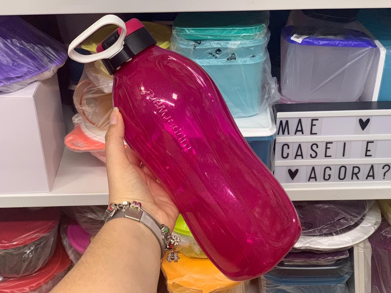 Tupperware Eco Tupper Plus 2 Litros Rosa com Glitter - Mãe, Casei e ...