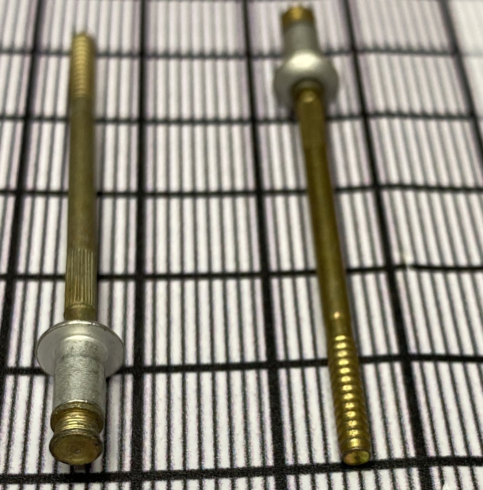 REBITE CHERRY BOLEADO - CR2249-4-2 - Fibraer