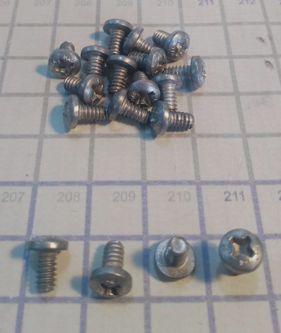 PARAFUSO - NAS601-4 (MS35206-226) - Fibraer