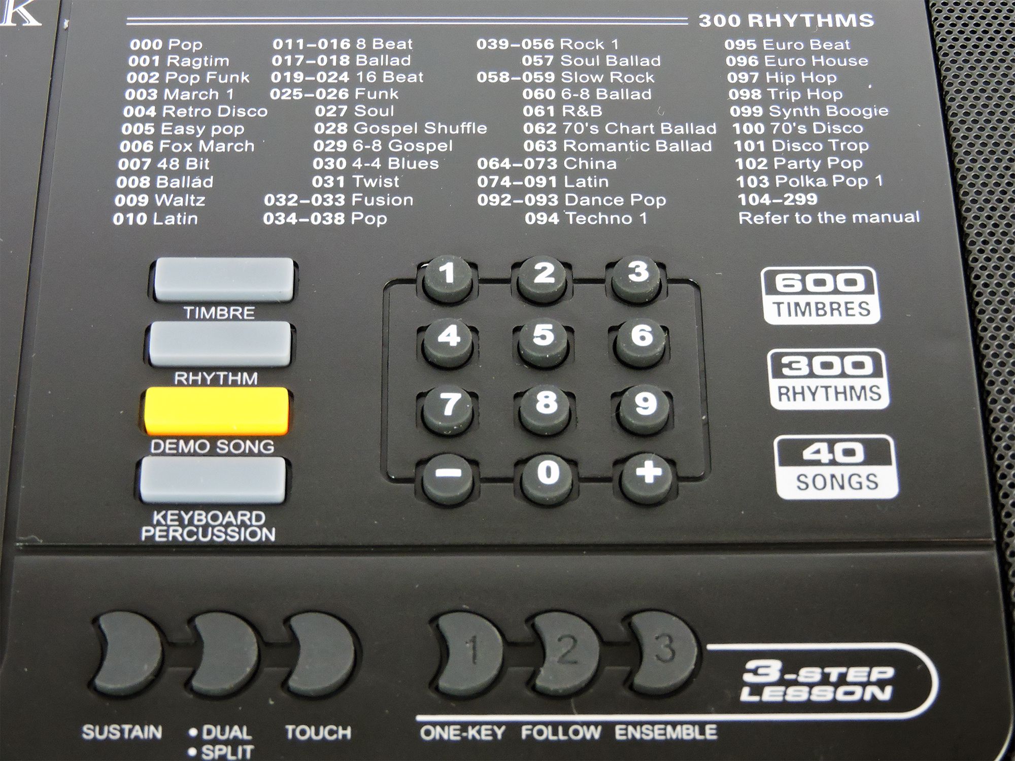 Teclado Musical Arranjador 61 Teclas HK 812 - Profissional Sensitive ...