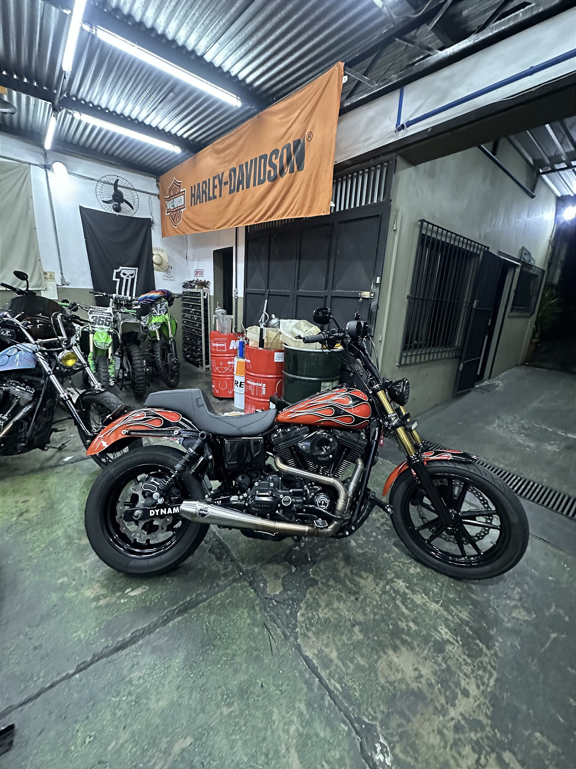 BANCO DYNAMITE CREW D⚡️C - SQUARE S - DYNA - Dynamite Crew