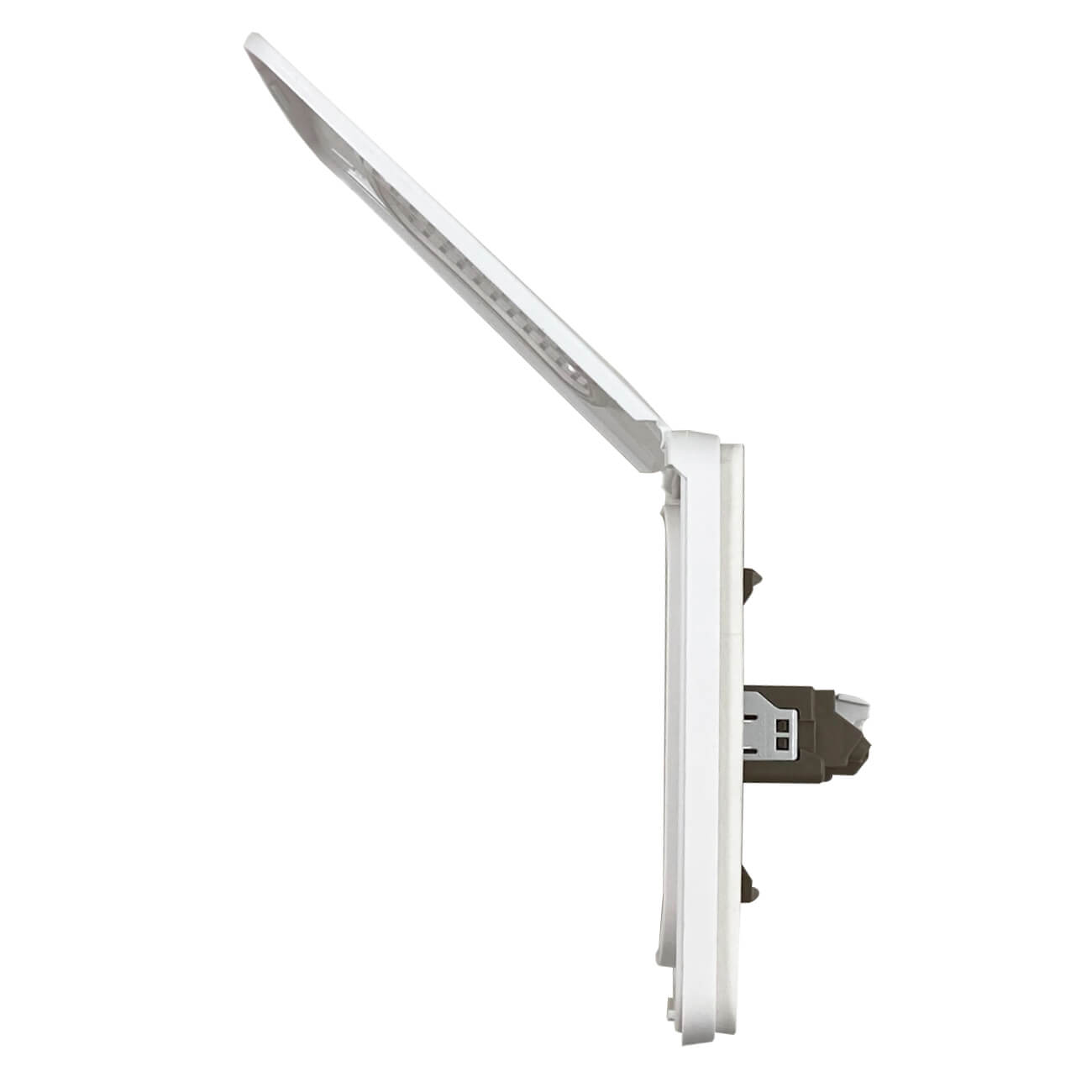 Kit Tomada 10A com Placa IP44 para Jardins e Piscinas Legrand Nereya ...