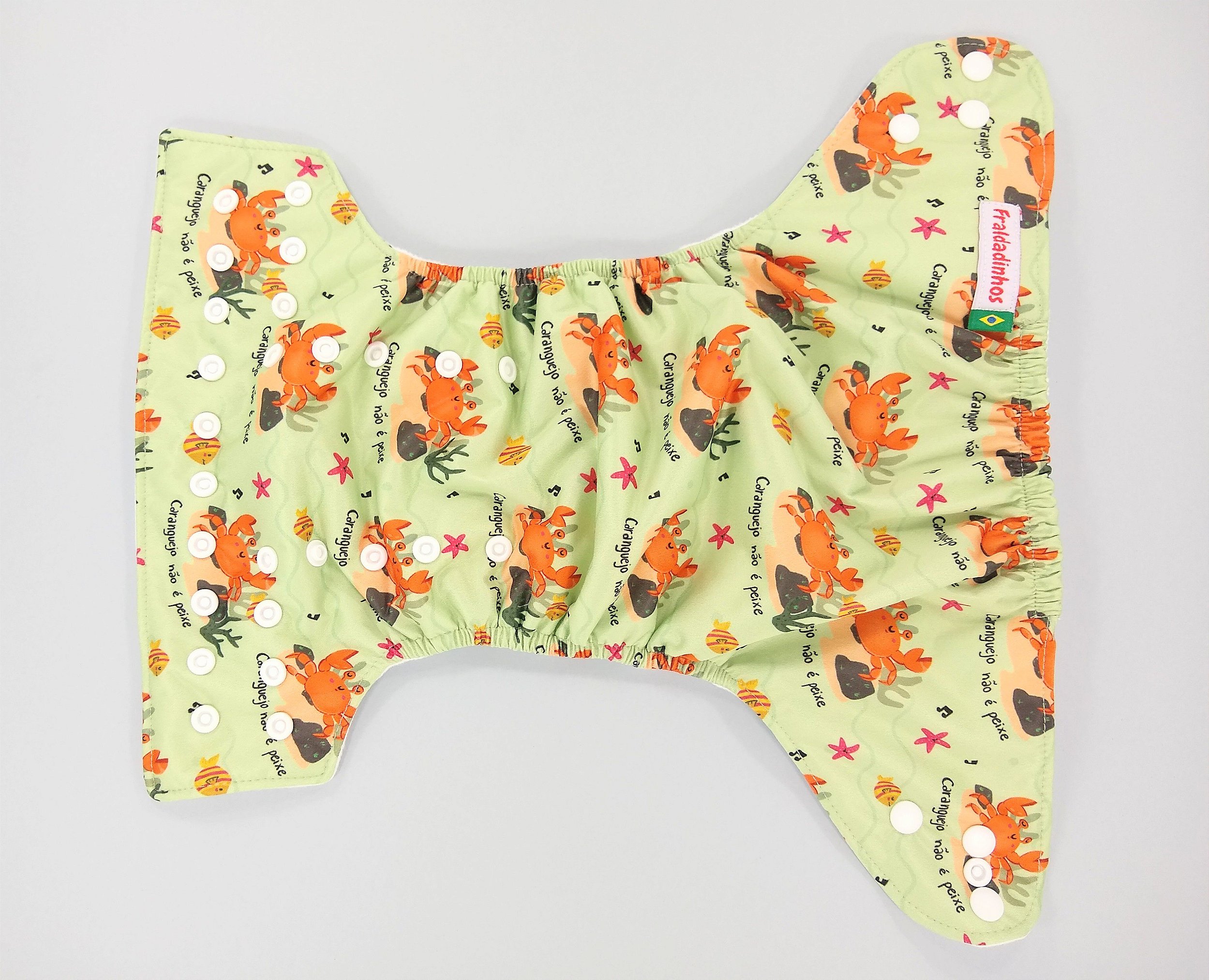 Fralda ecológica para bebê - Lavável e reutilizável - Caranguejo ...