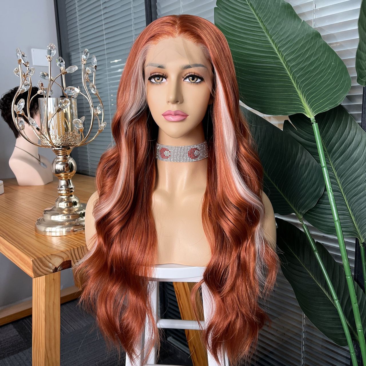 LACE FRONT KAMILLA RUIVA COM MECHAS - Perucas Martinez