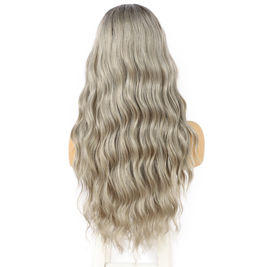 LACE FRONT KAMILLA CINZA COM MECHAS - Perucas Martinez