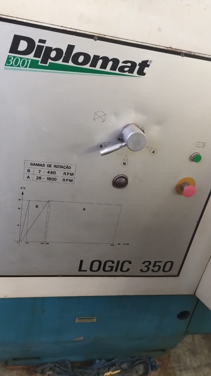 TORNO CNC DIPLOMAT LOGI 350 700X2000MM - Huck Máquinas
