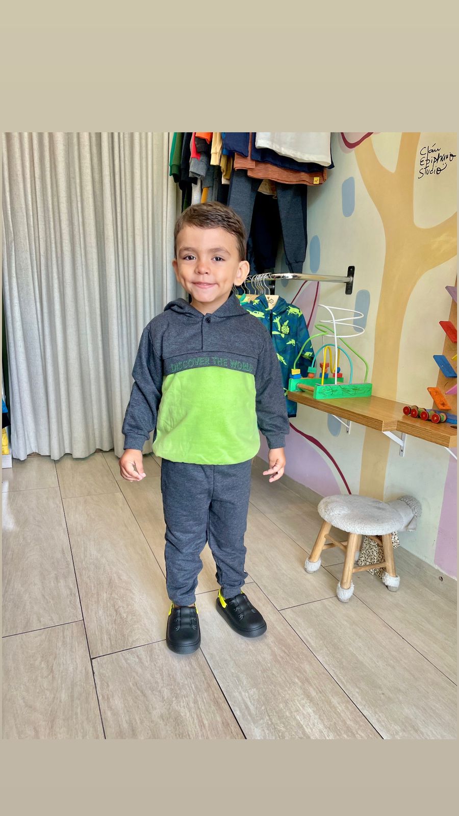 Conjunto Manga Longa Calça Discovery Menino Cinza/Verde Kaiani - Afeto ...