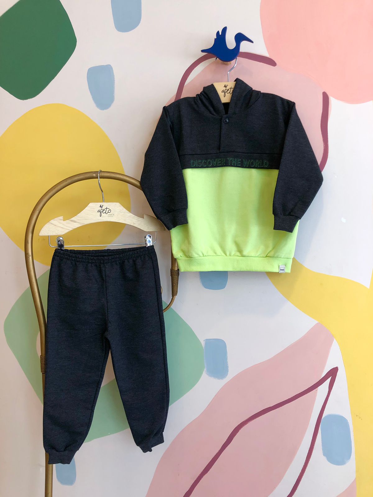 Conjunto Manga Longa Calça Discovery Menino Cinza/Verde Kaiani - Afeto ...