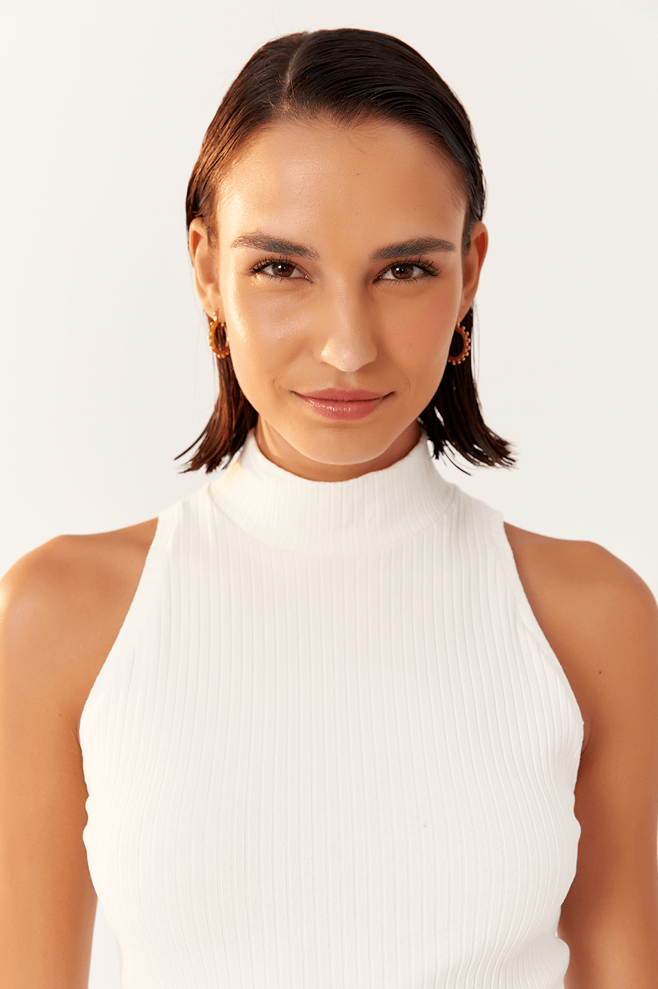 Blusa canelada, sem mangas e gola alta - Le Showroom