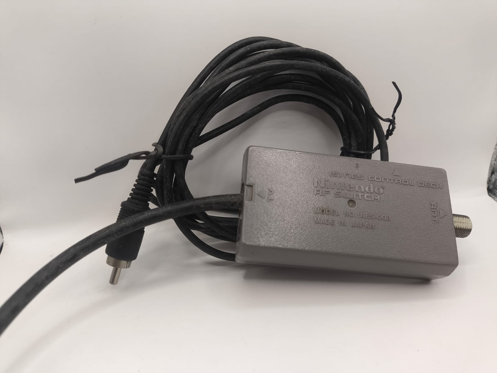 Adaptador RF Original para Super Nintendo - Conexão de Vídeo para TV ...