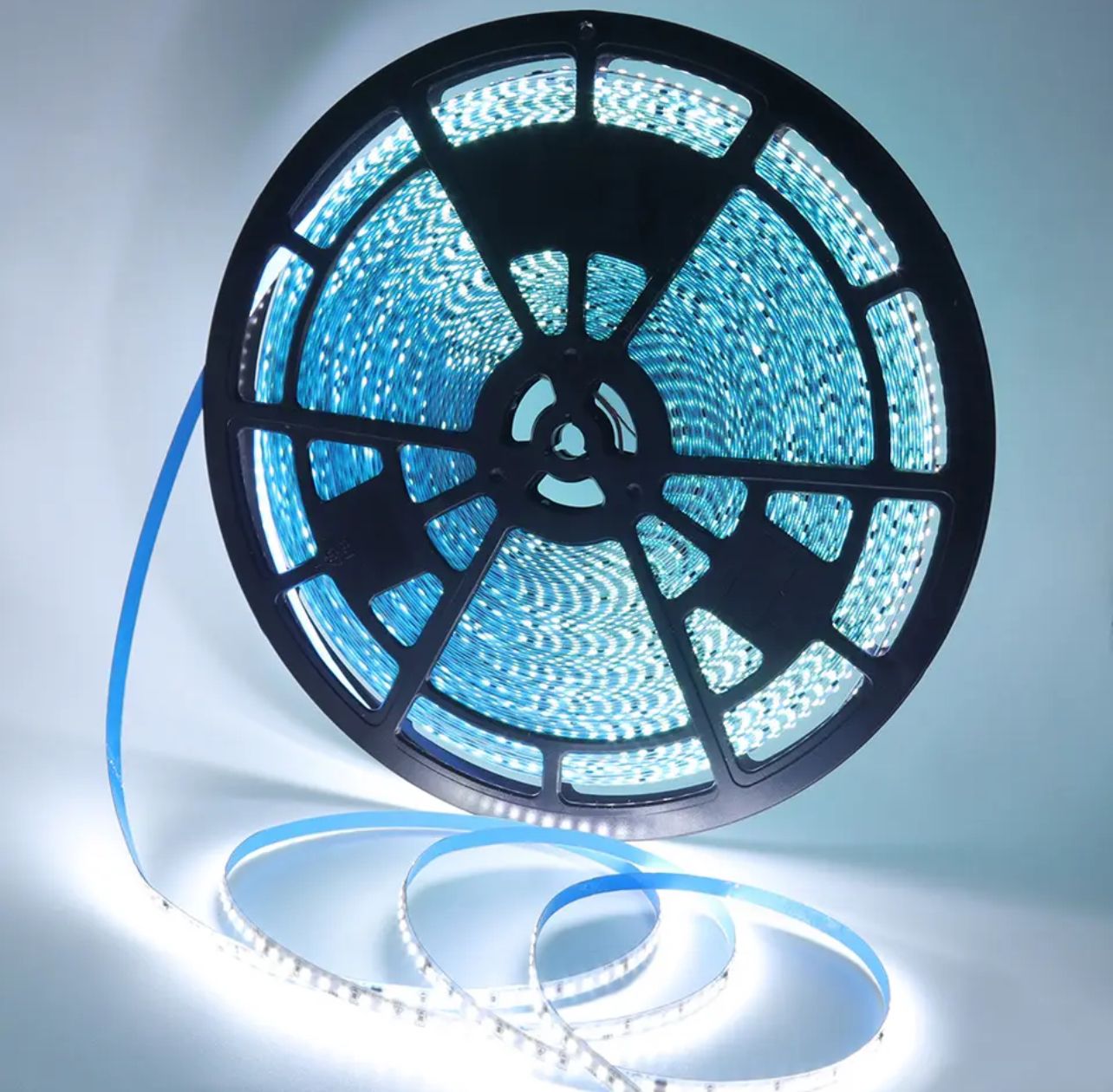 Fita 240 LED's 110V 10 Metros IP44 3528 22W 6500K Liga Direto - Planet ...