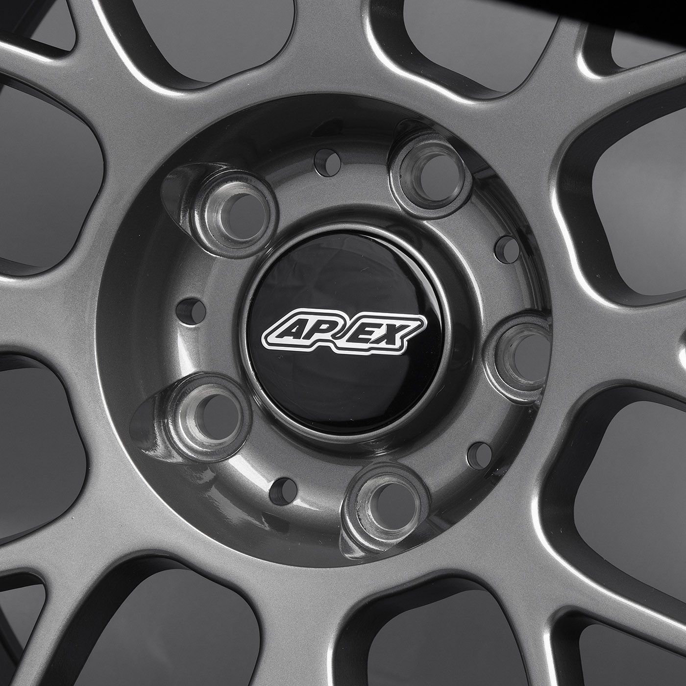 Rodas Esportivas APEX ARC-8 Anthracite 5x120 18x8,5 ET38 - 18x9,5 ET58 ...