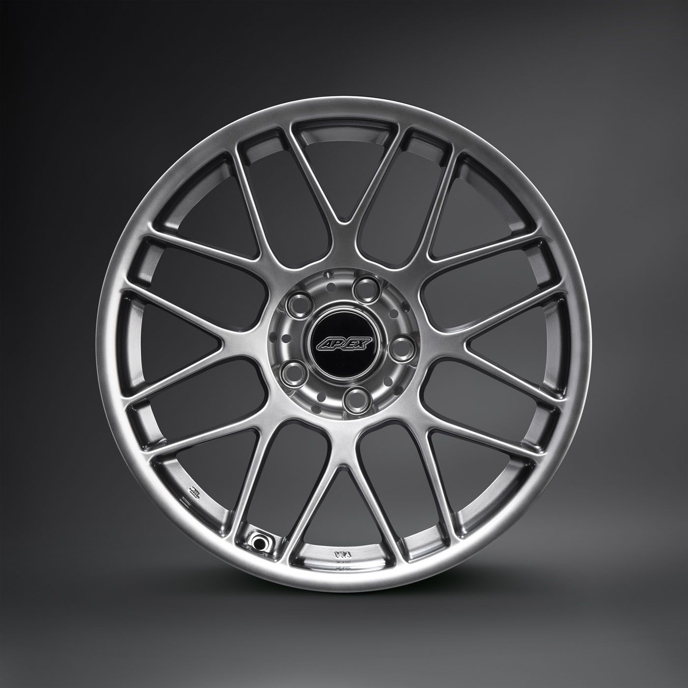 Rodas Esportivas APEX ARC-8 Hyper Black 5x120 18x8,5 ET38 - 18x9,5 ET22 ...