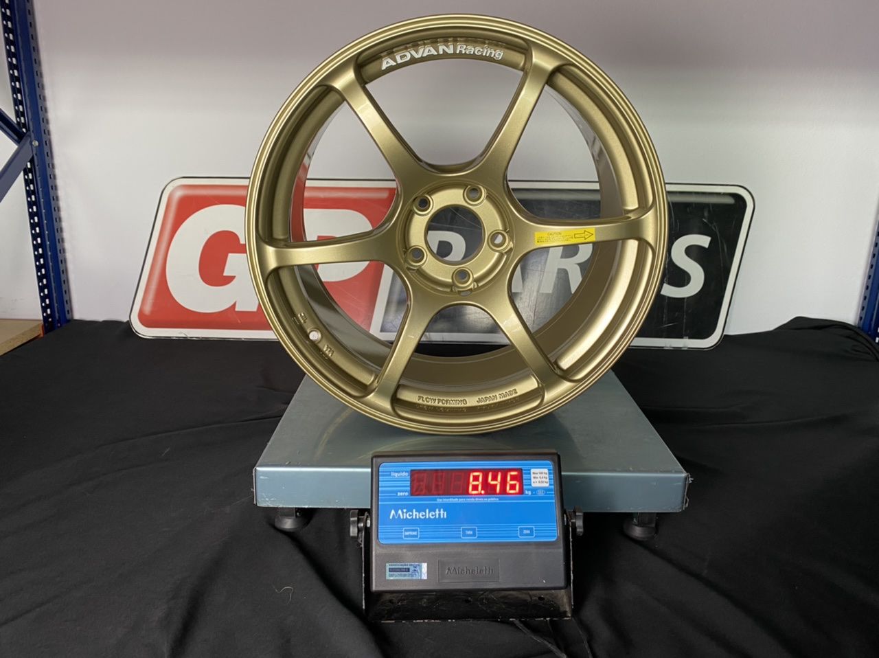 Rodas Esportivas Advan Racing RG III Racing Gold 5x114,3 18x9 ET35 ...