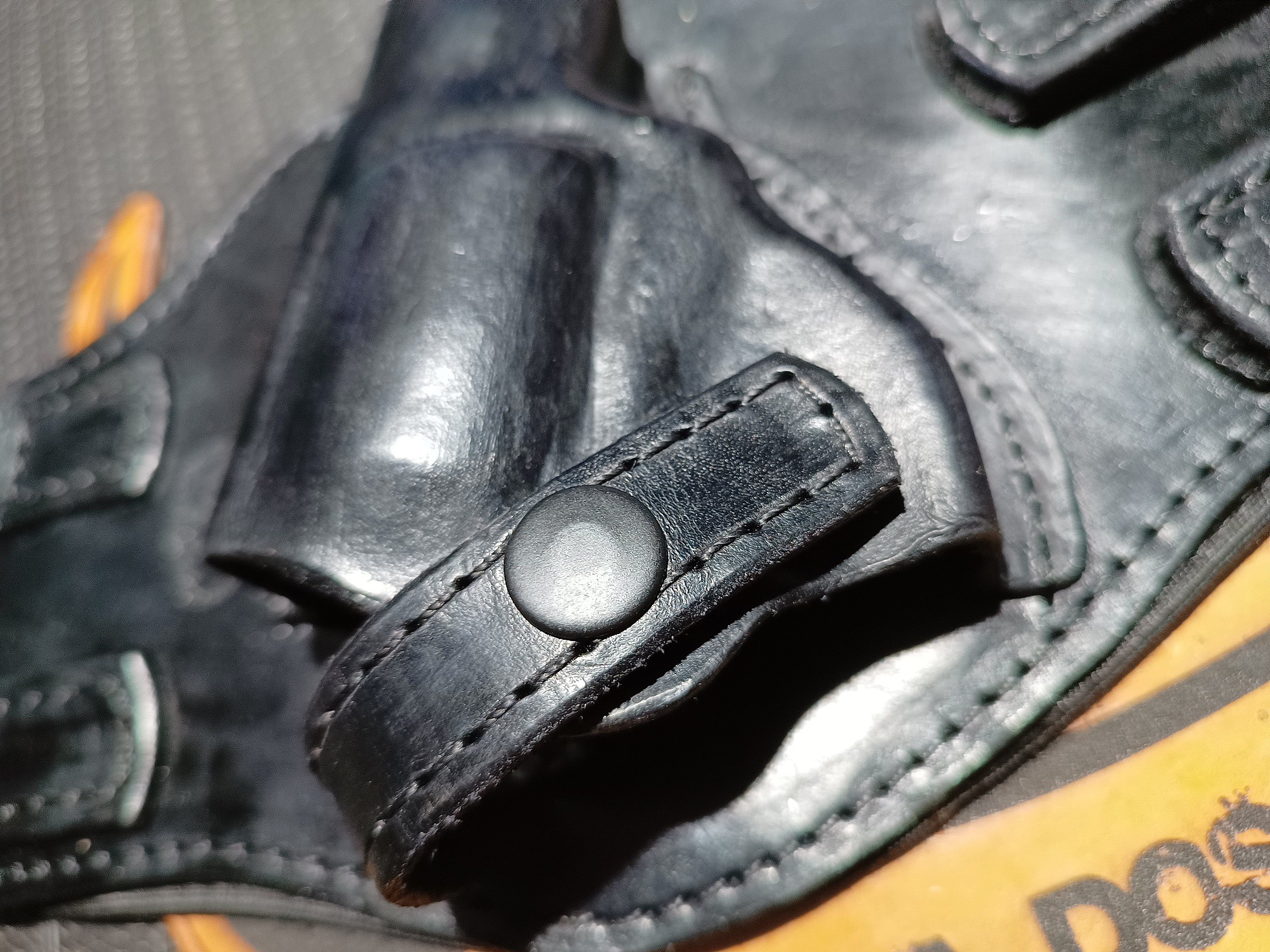 Coldre Tornozelo Revolver RT605 (357) e RT85S ( com alça de retenção ...