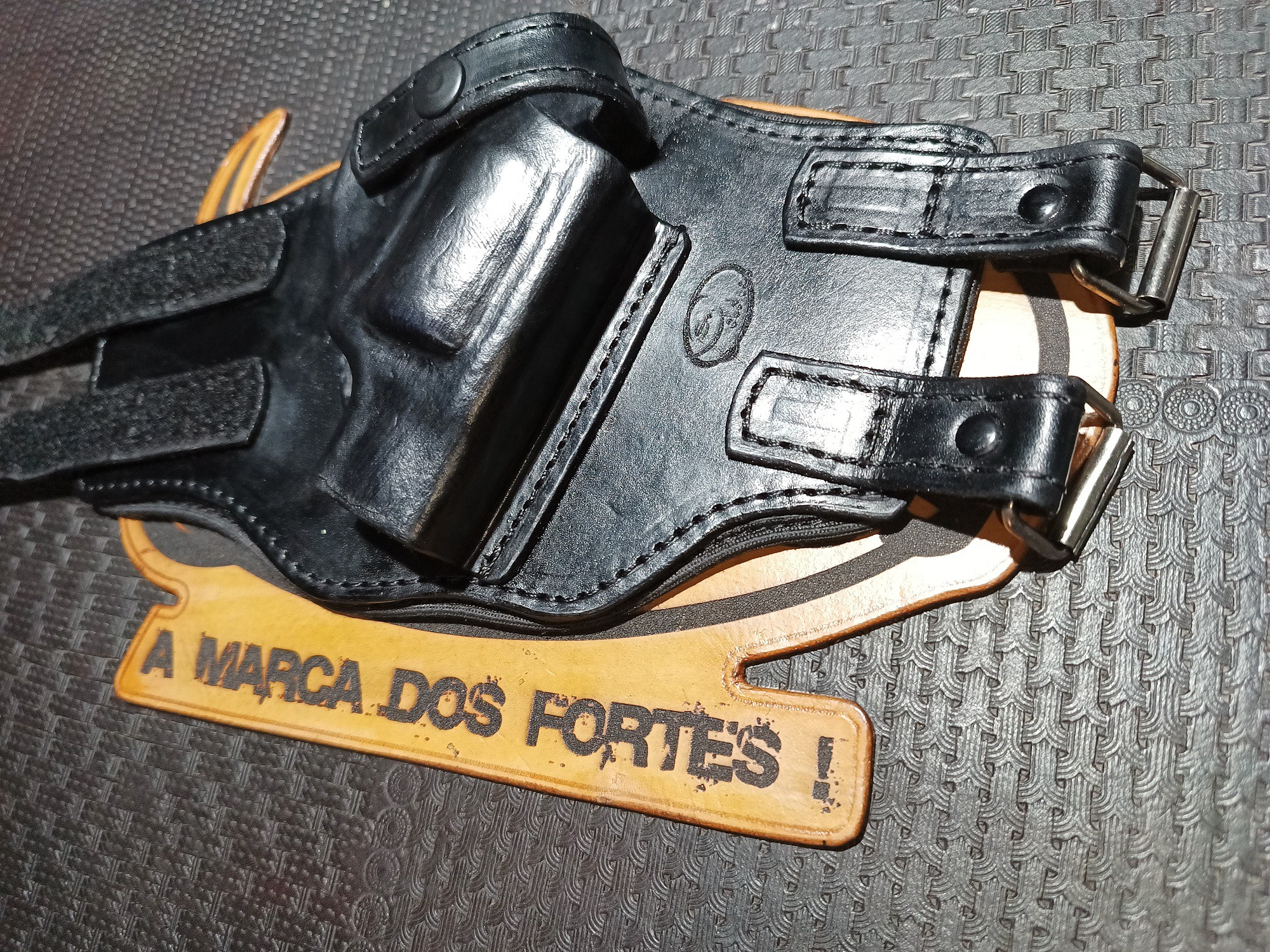 Coldre Tornozelo Revolver RT605 (357) e RT85S ( com alça de retenção ...