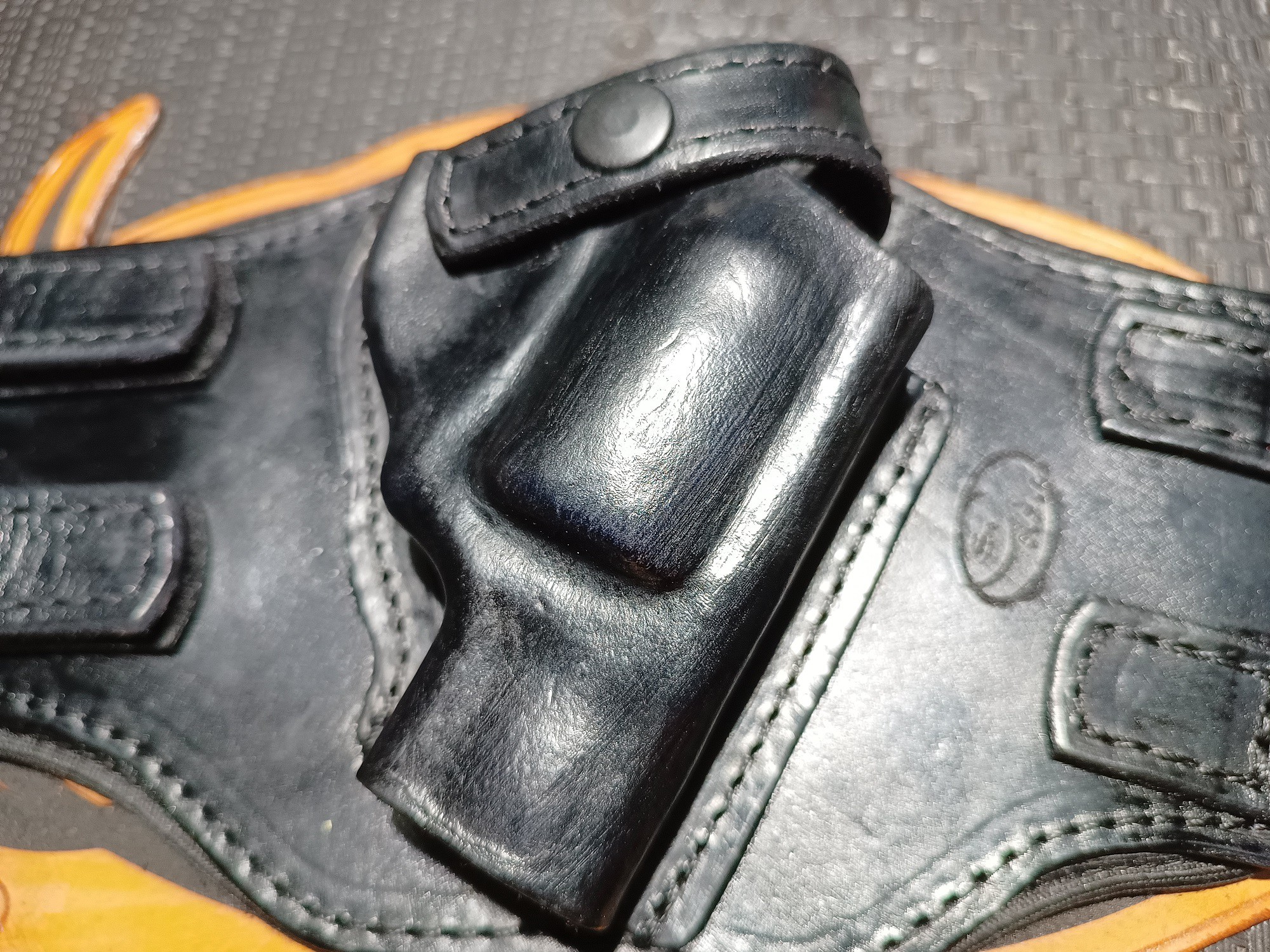 Coldre Tornozelo Revolver RT605 (357) e RT85S ( com alça de retenção ...