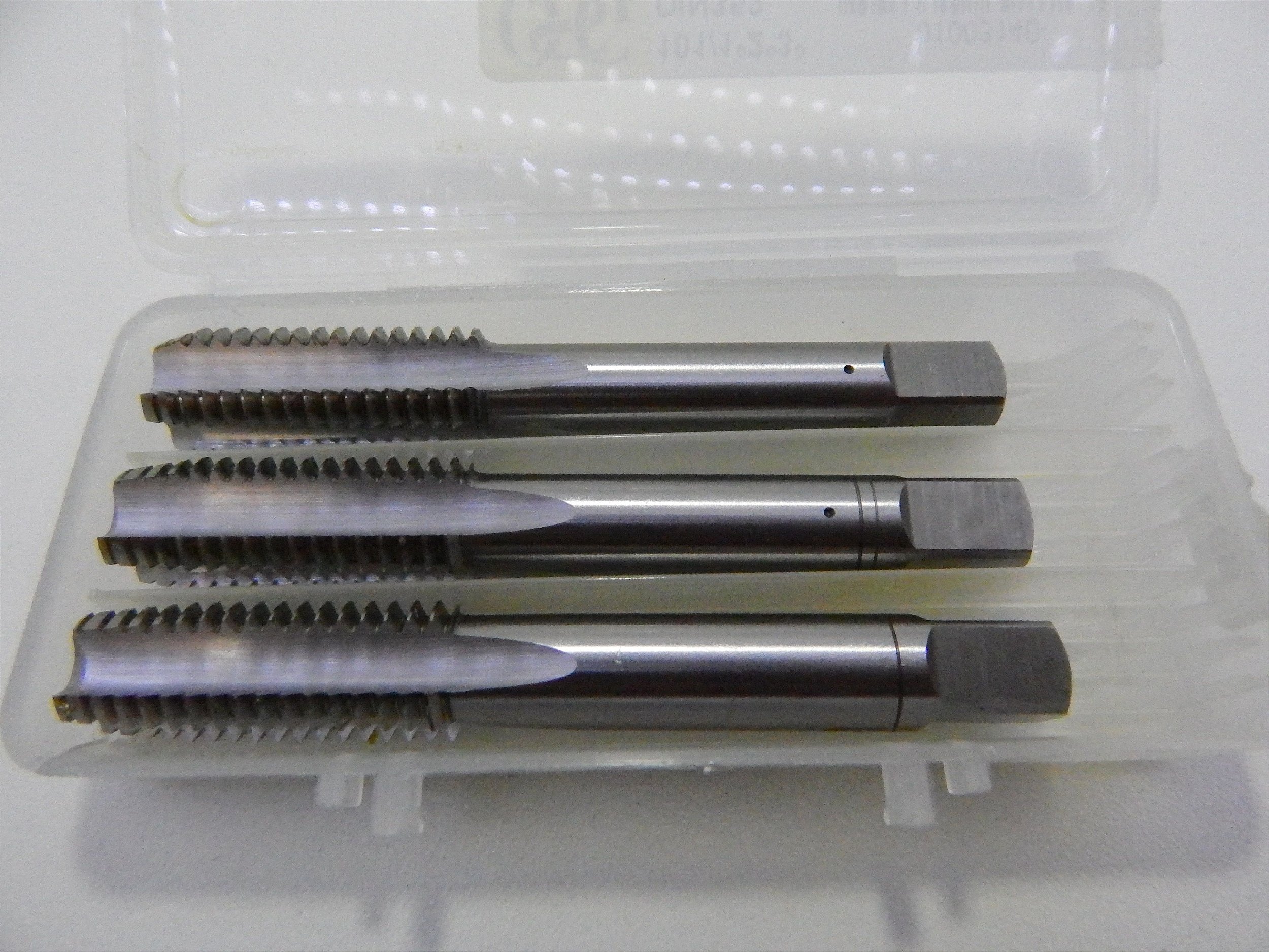 LUTEC | Macho Manual HSS M14 x 2,0 JG 3 DIN 352 - OSG - LUTEC Parafusos e Ferramentas