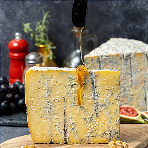 Queijos Azuis - O QUEIJÓLATRA - Trem Bom de Minas