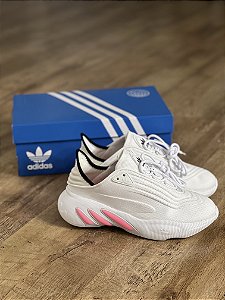 06- ADIDAS - Corre de Rua